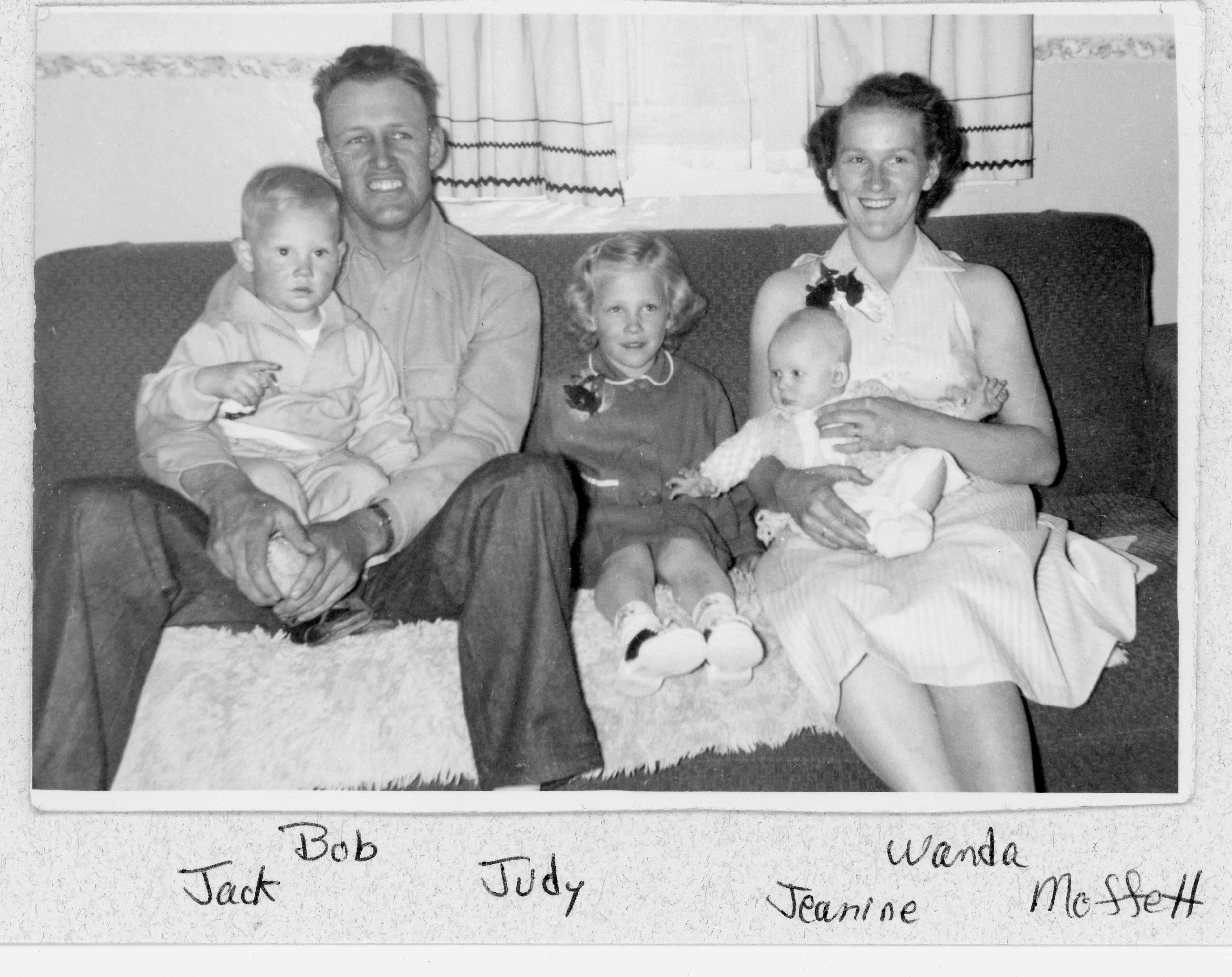 Wanda Ruth Blomquist Moffett